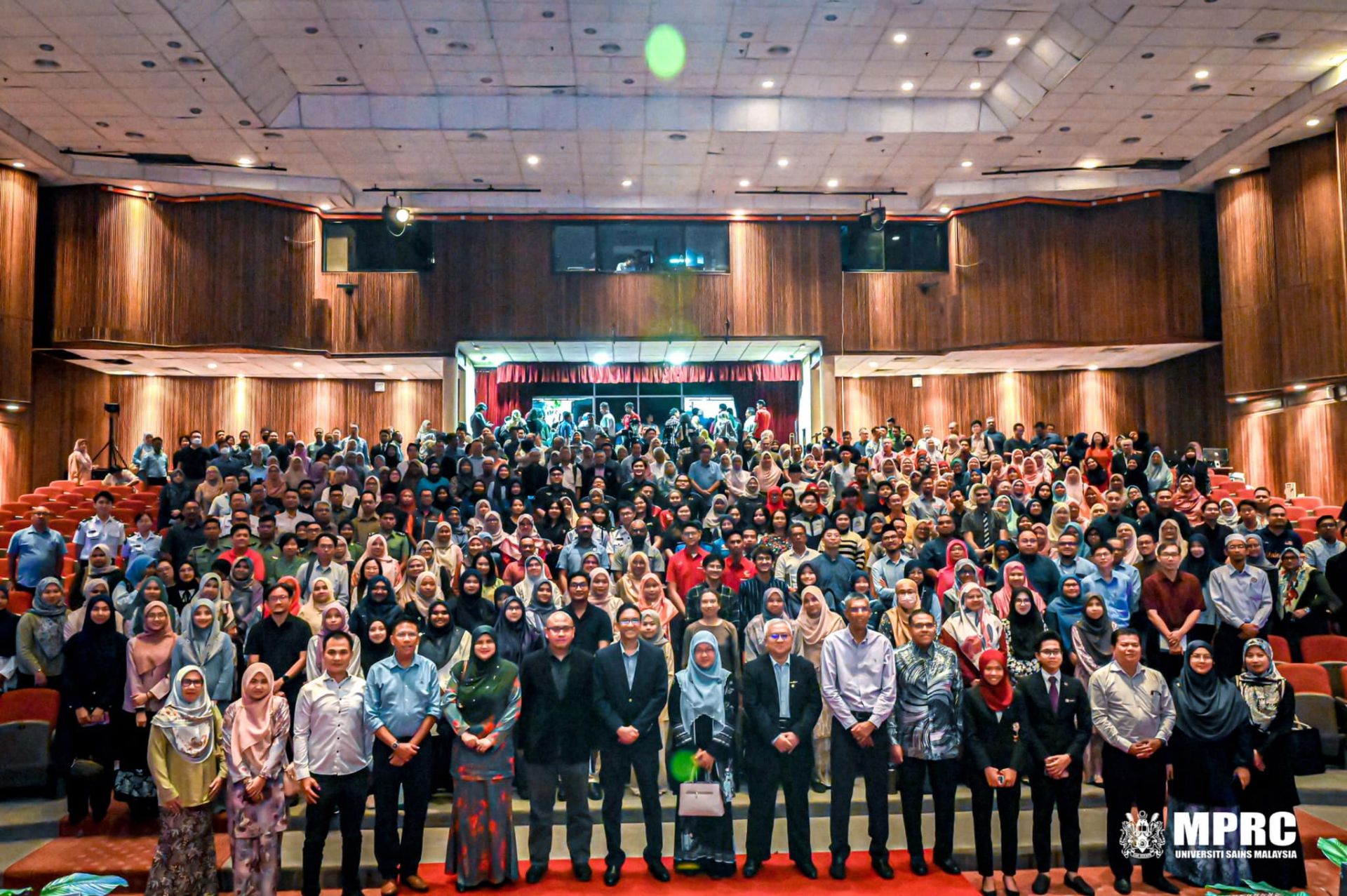 Pentadbiran - Pengurusan & Professional